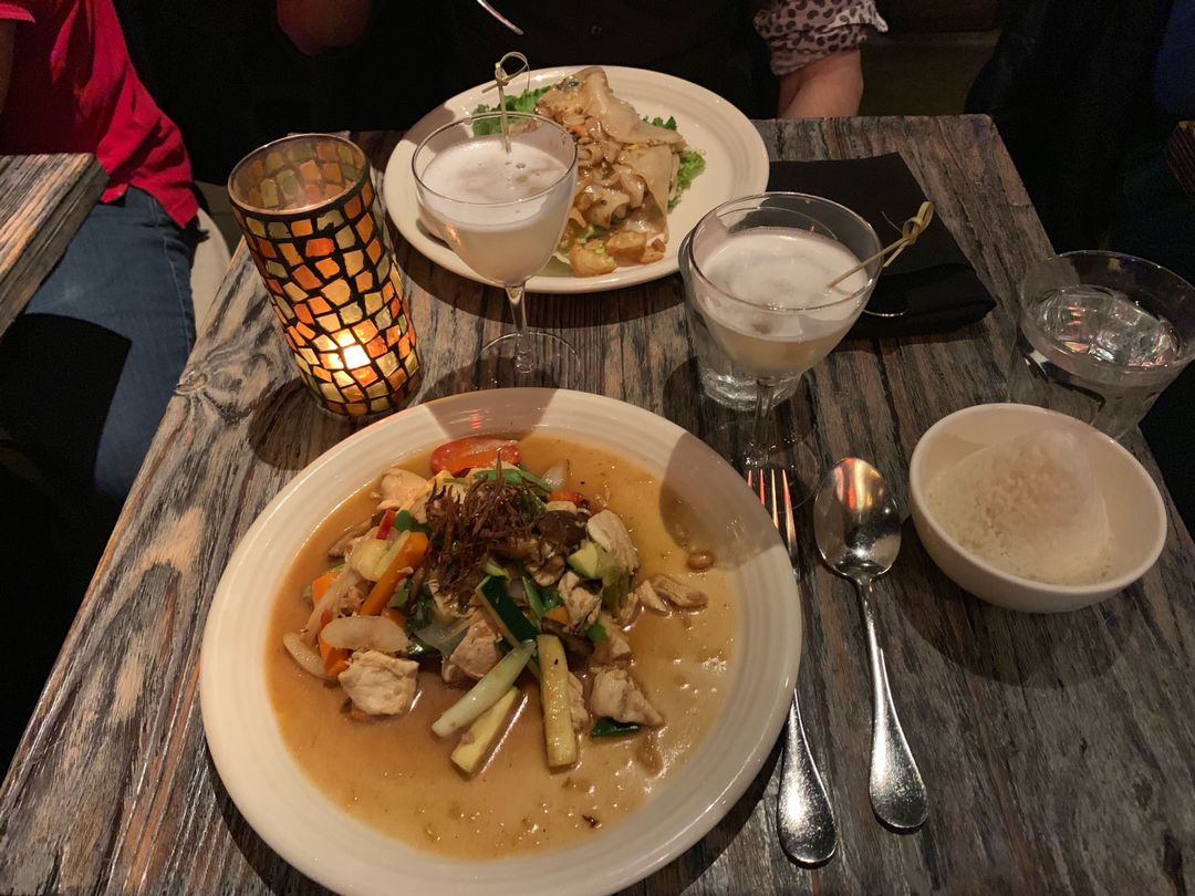 Up Thai | Manhattan - travelstoke