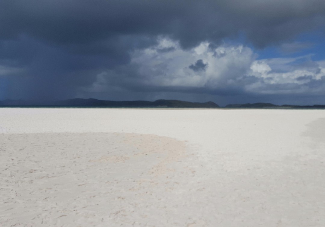 Whitehaven Beach | Hamilton Island - travelstoke
