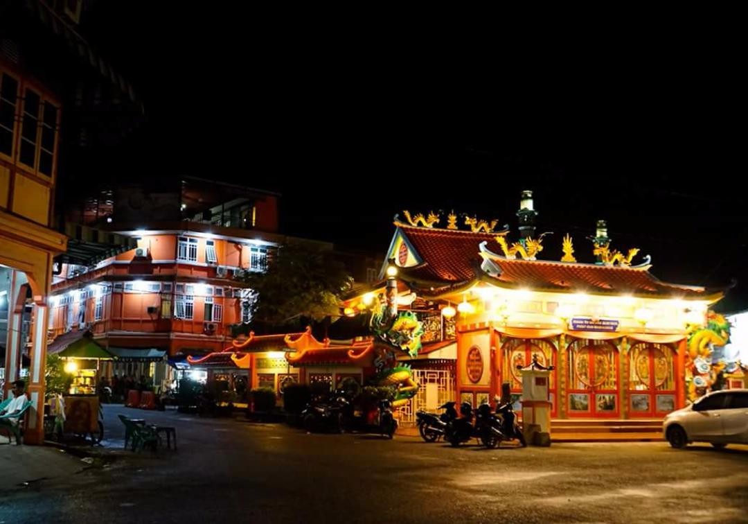 Vihara Tri Dharma Bumi Raya | Singkawang - travelstoke