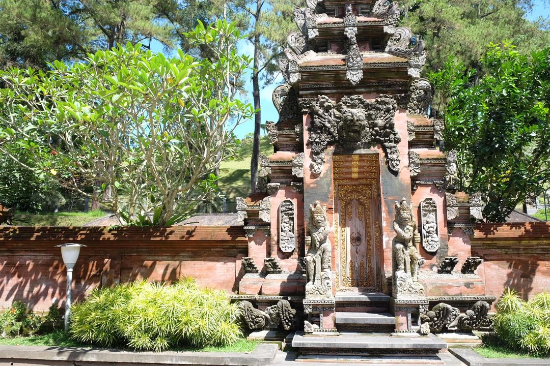 Ubud Palace | Ubud - travelstoke