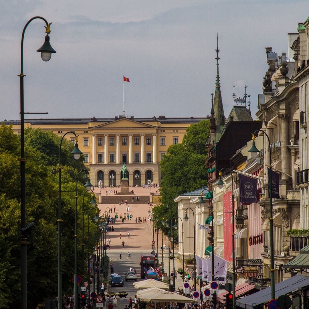 The Royal Palace | Oslo - travelstoke
