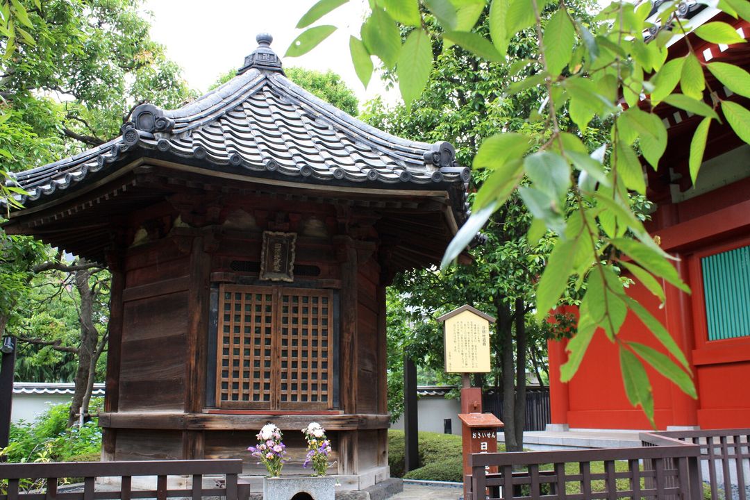 Hexagonal Temple | Tokyo - travelstoke
