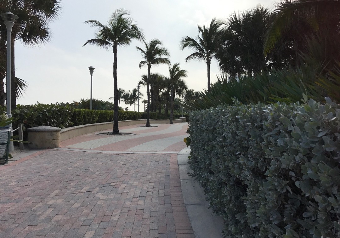 Miami Beach Boardwalk | Miami Beach - travelstoke